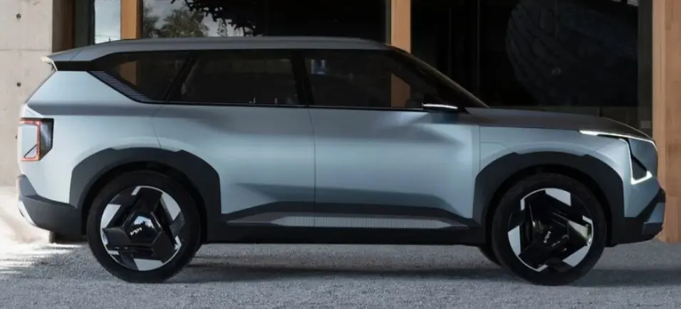 Kia Syros SUV Price, Specs, Review, Pics & Mileage in India