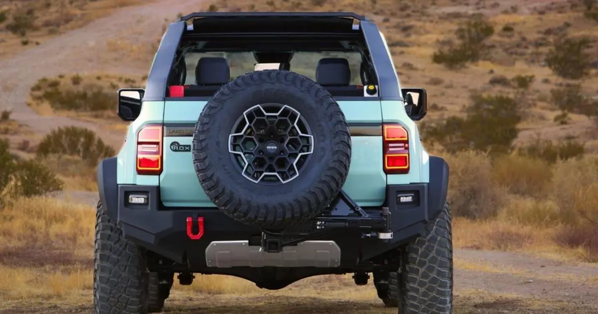 Toyota Land Cruiser ROX Price, Specs, Review, Pics & Mileage in India