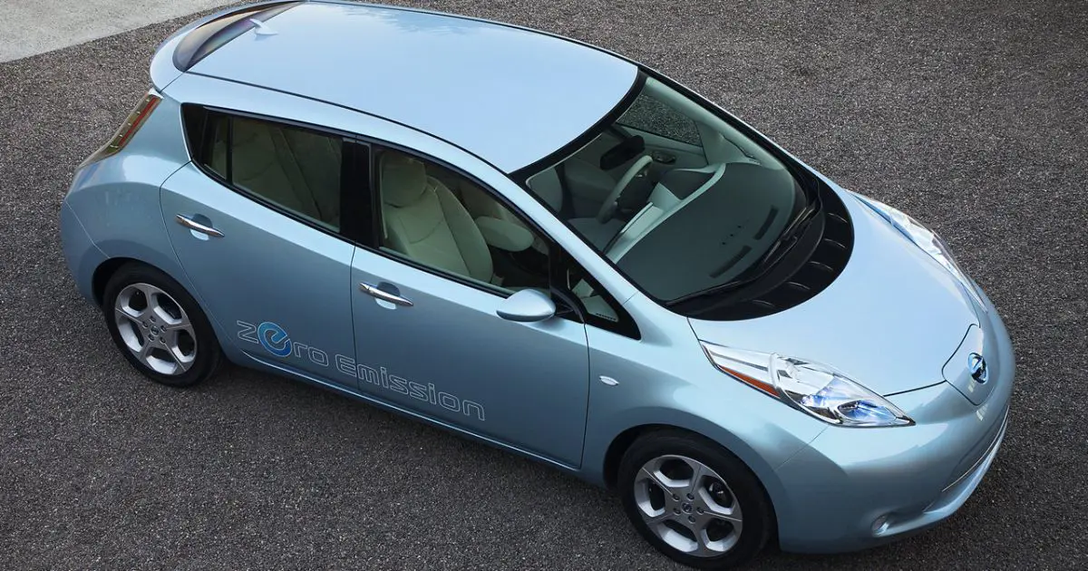 Nissan LEAF Images
