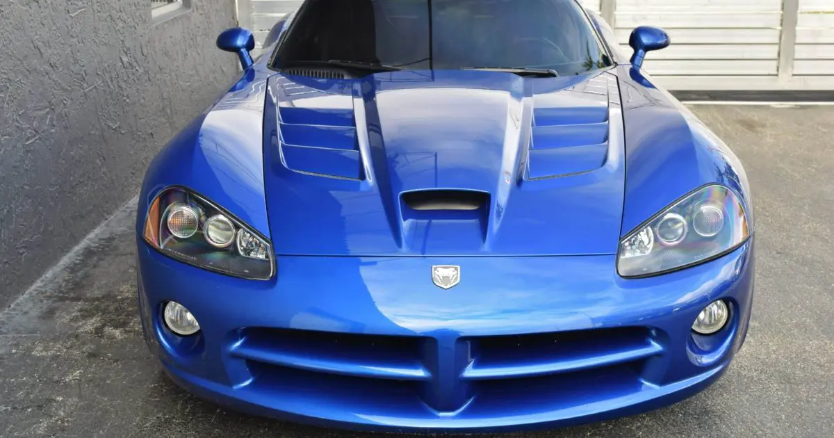 Dodge Viper Price, Specs, Review, Pics & Mileage in India