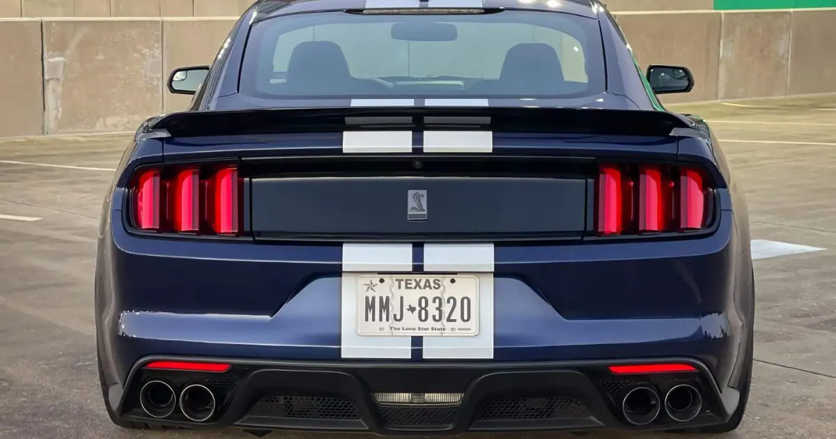 Ford Mustang Shelby GT350 Specifications & Expected Price in India