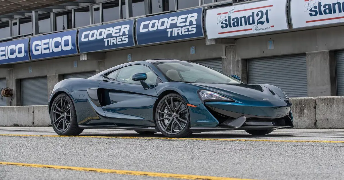 McLaren 570GT Images
