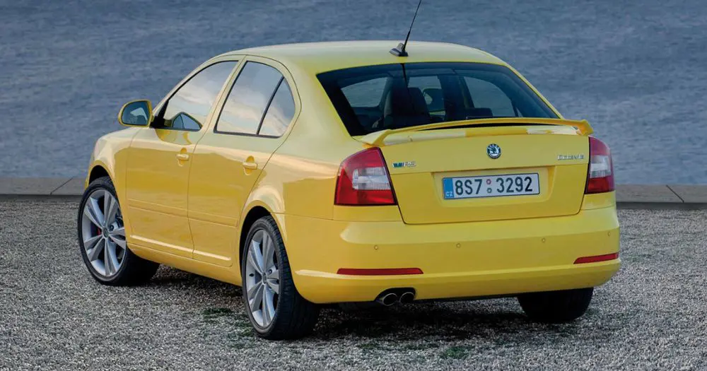 Skoda Octavia (2010) Images