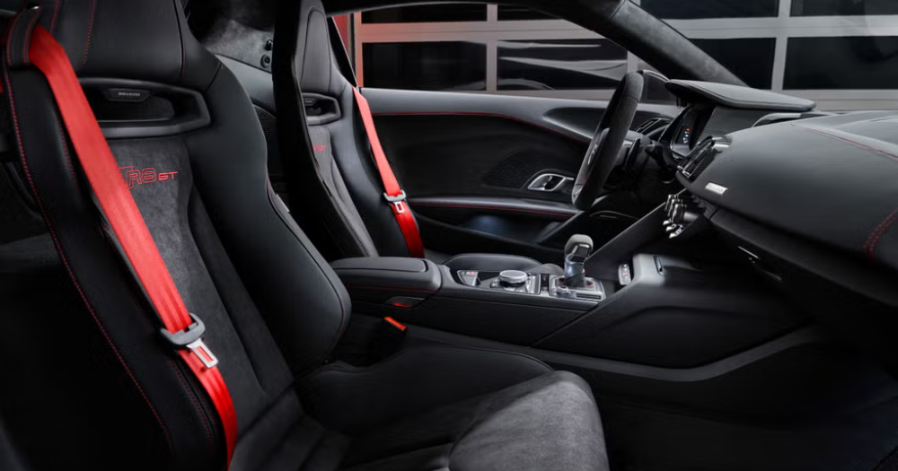 Audi R8 Price, Specs, Review, Pics & Mileage in India