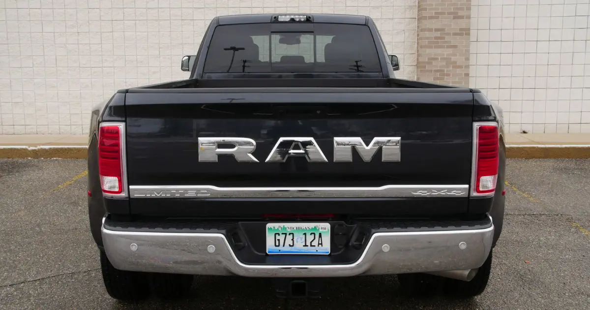 Dodge RAM Truck Price, Specs, Review, Pics & Mileage in India