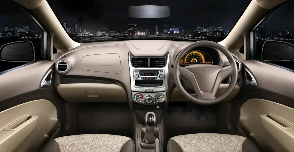 Chevrolet Sail LS ABS (Diesel) Images