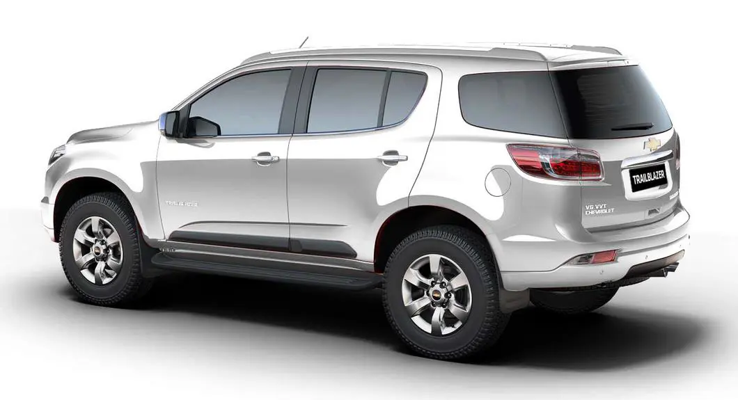 Chevrolet Trailblazer Price, Specs, Review, Pics & Mileage in India