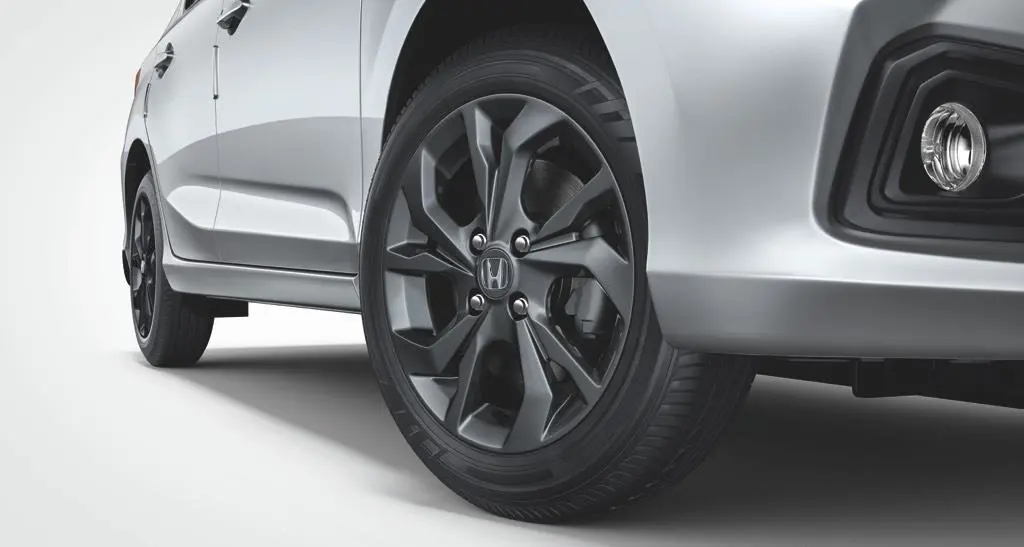 2019 Honda Amaze Diesel Ace Automatic Specs & Price in India