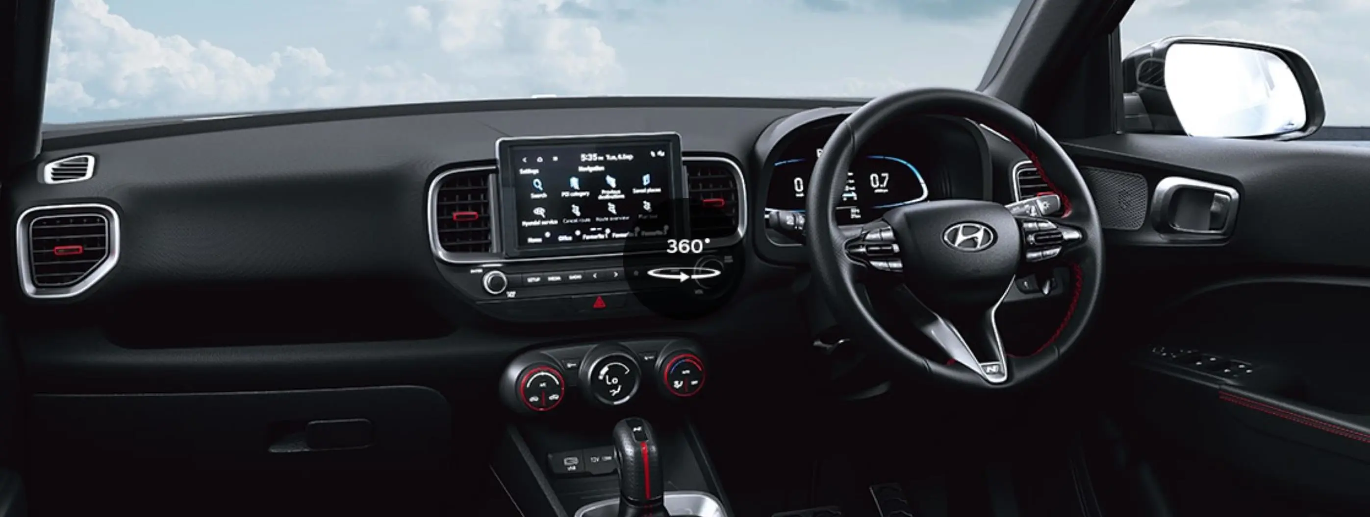 Hyundai Venue N Line N8 Dual Tone Price, Specs, Top Speed & Mileage in ...
