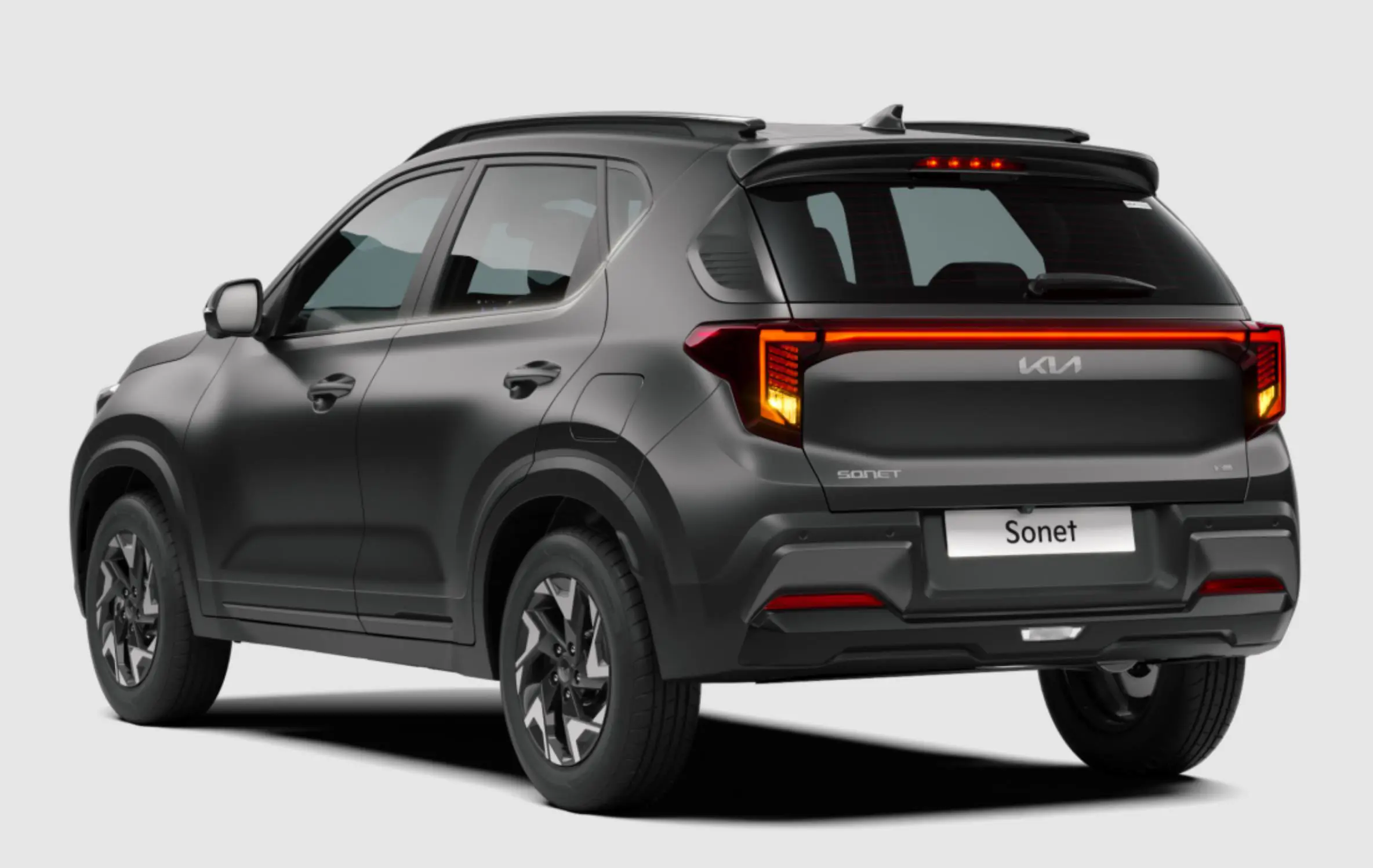 Kia Sonet X-Line DCT Price, Specs, Top Speed & Mileage in India