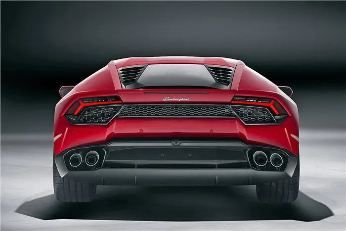 Lamborghini Huracan LP580-2 Price, Specs, Review, Pics & Mileage in India
