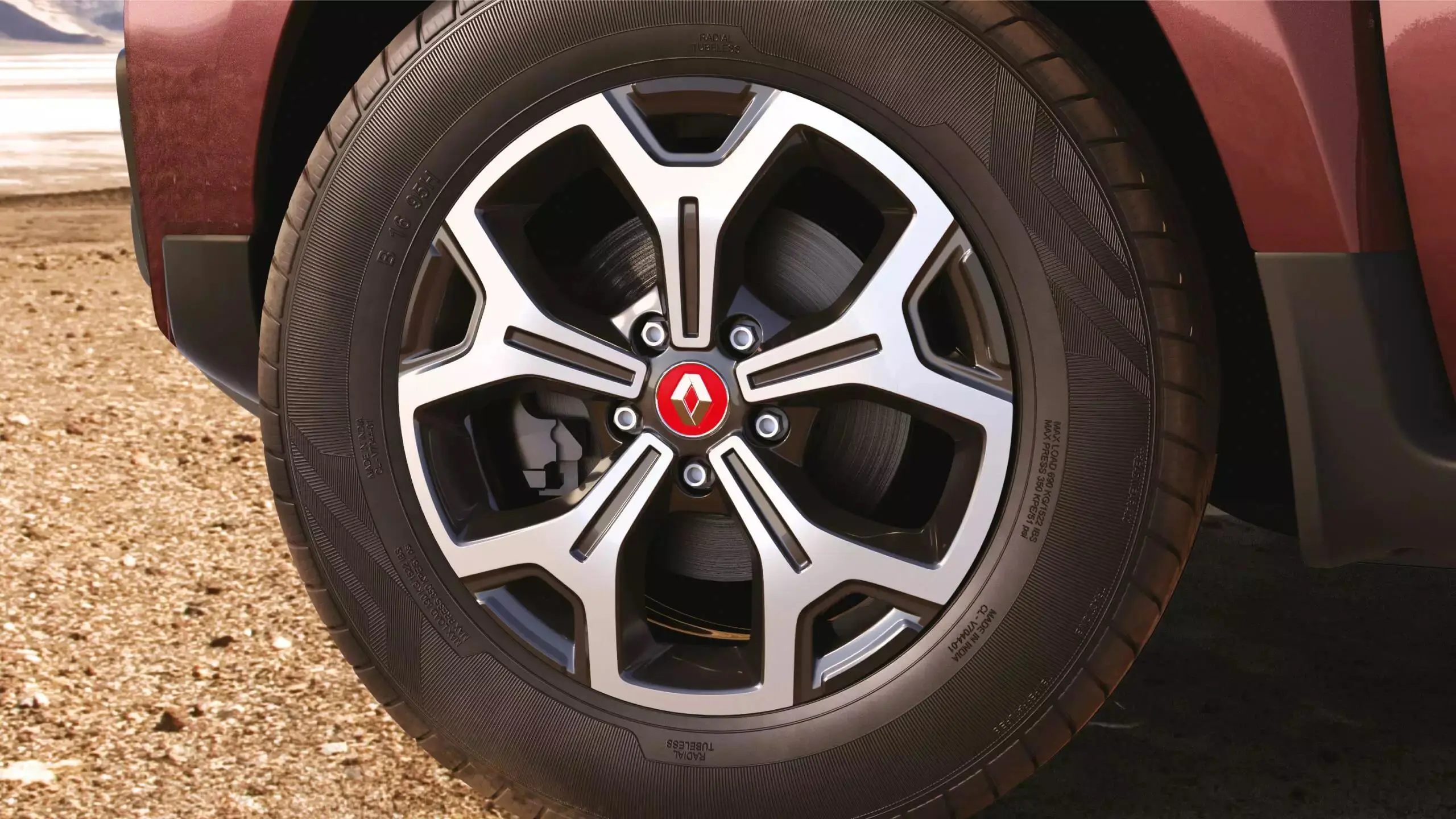 Renault Duster Turbo RXS Specs & Price in India