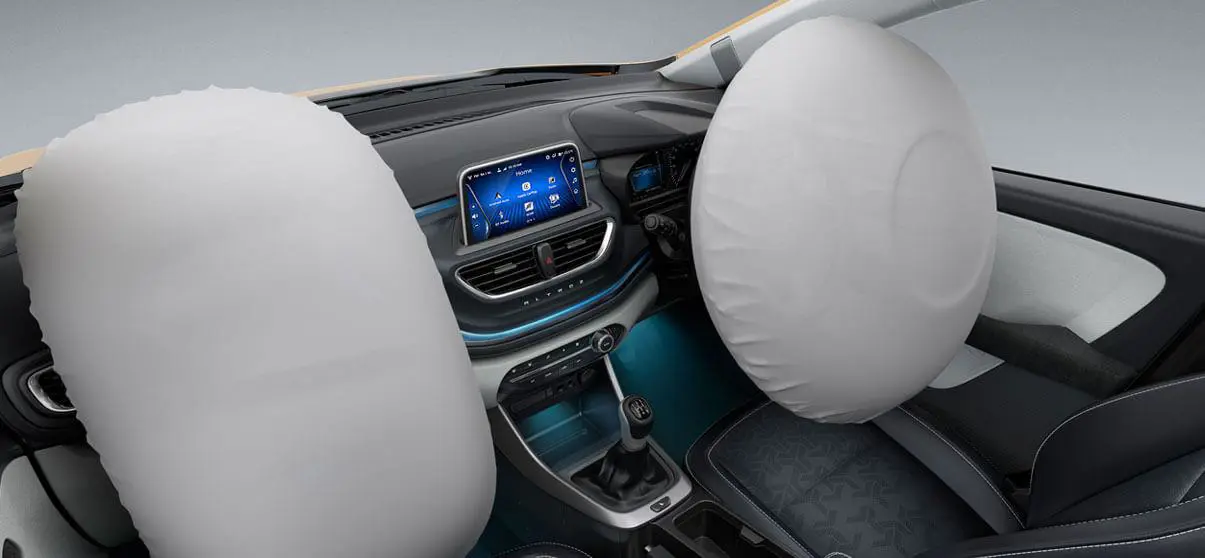 Tata Altroz iTurbo XT Specs & Price in India