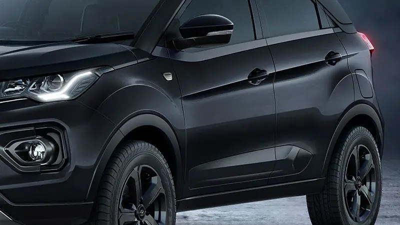 Tata Nexon Dark Edition (2021) Price, Specs, Review, Pics & Mileage in ...