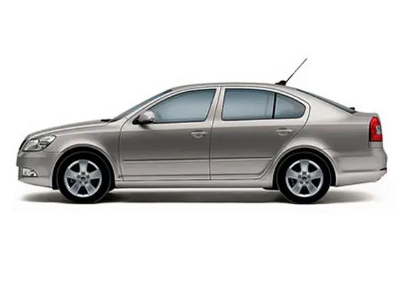 Skoda Laura (2013) Price, Specs, Review, Pics & Mileage in India