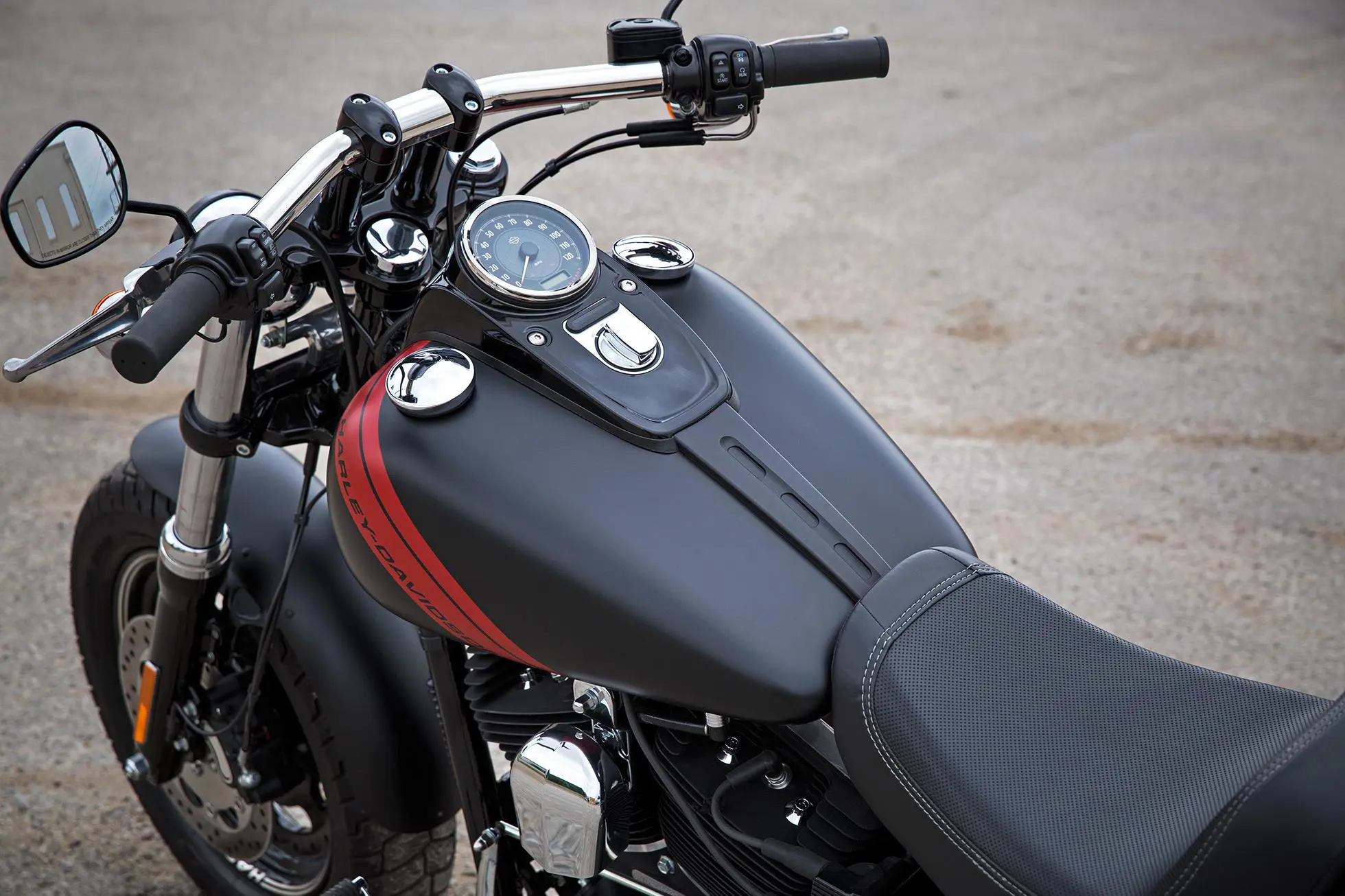 Harley Davidson Fat Bob (2018) Price, Specs, Images, Mileage, Colors