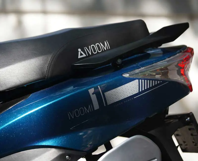 iVOOMi Electric Scooter Images