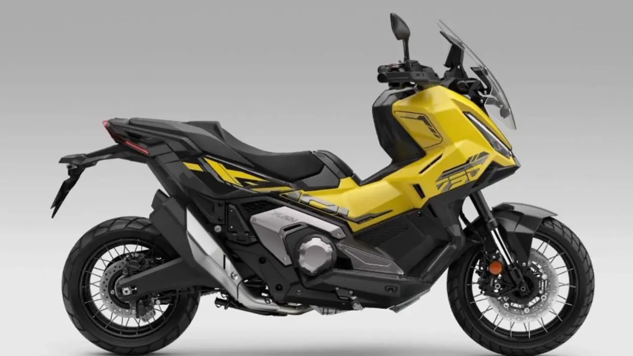 Compare Honda X-ADV Special Edition
