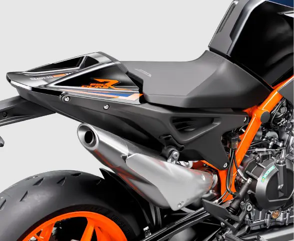 KTM Duke 890 R Images