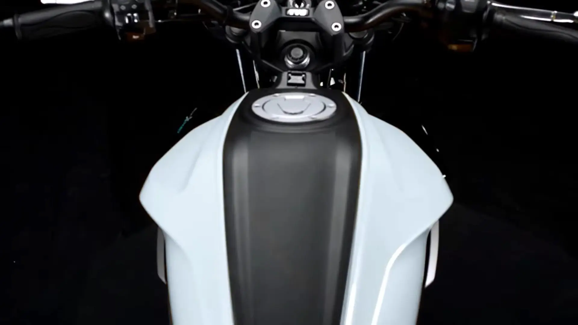 TVS Raider 125 iGO Price, Specs & Mileage in India