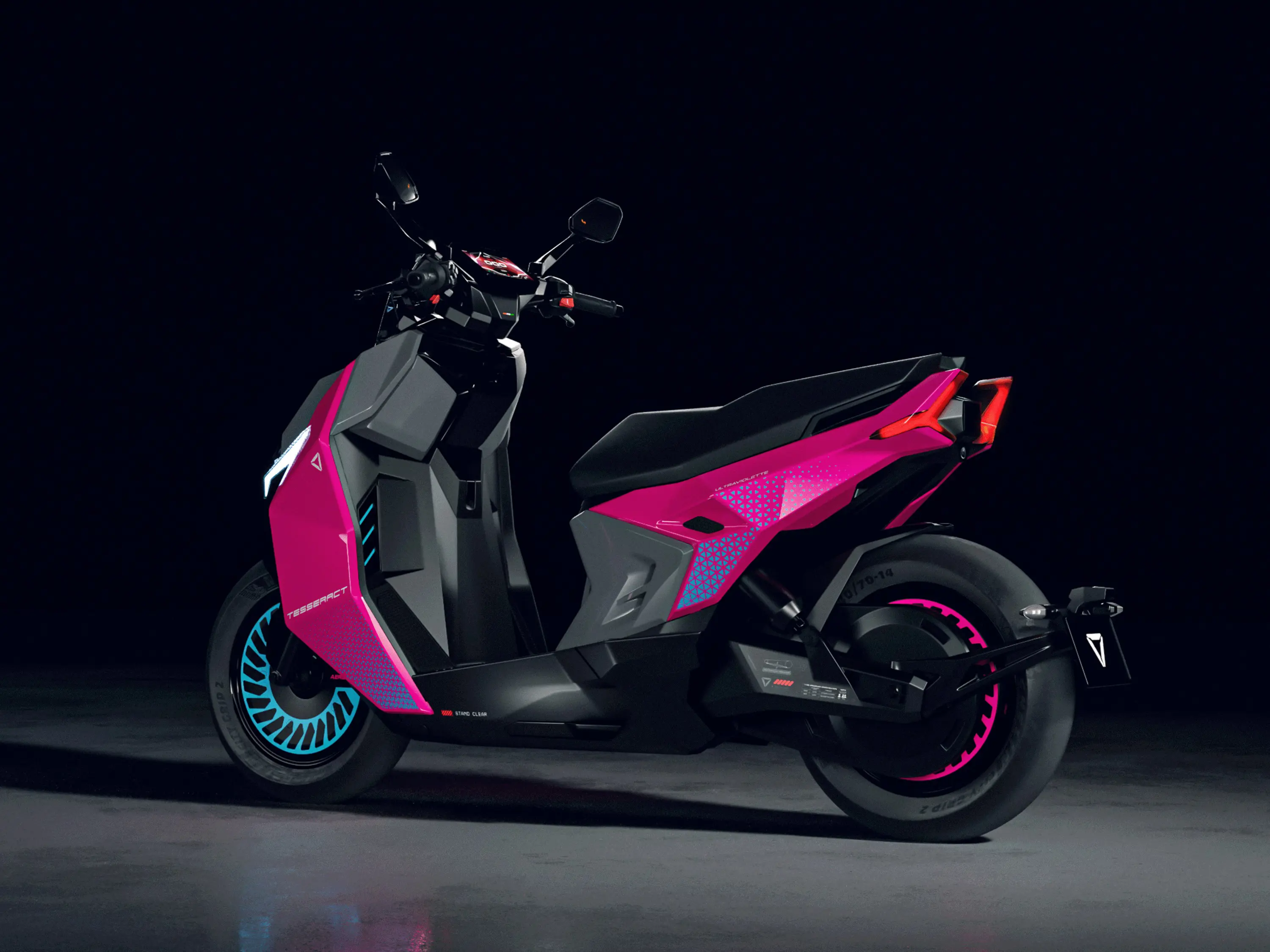 Ultraviolette Tesseract 6 Price, Specs, Review, Pics & Mileage in India