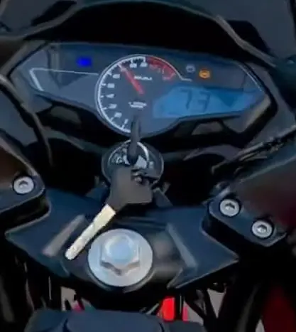 Bajaj Pulsar N250 Price, Specs, Top Speed & Mileage in India
