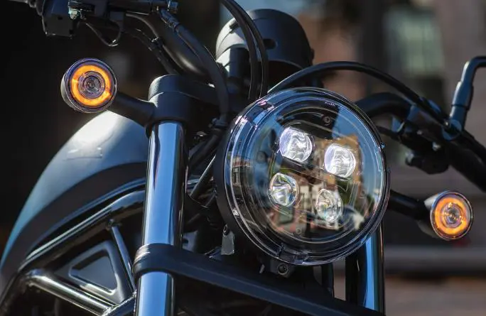 Honda Highness 300 ₹200,000 - ₹219,357, Specifications, Reviews | Autos ...