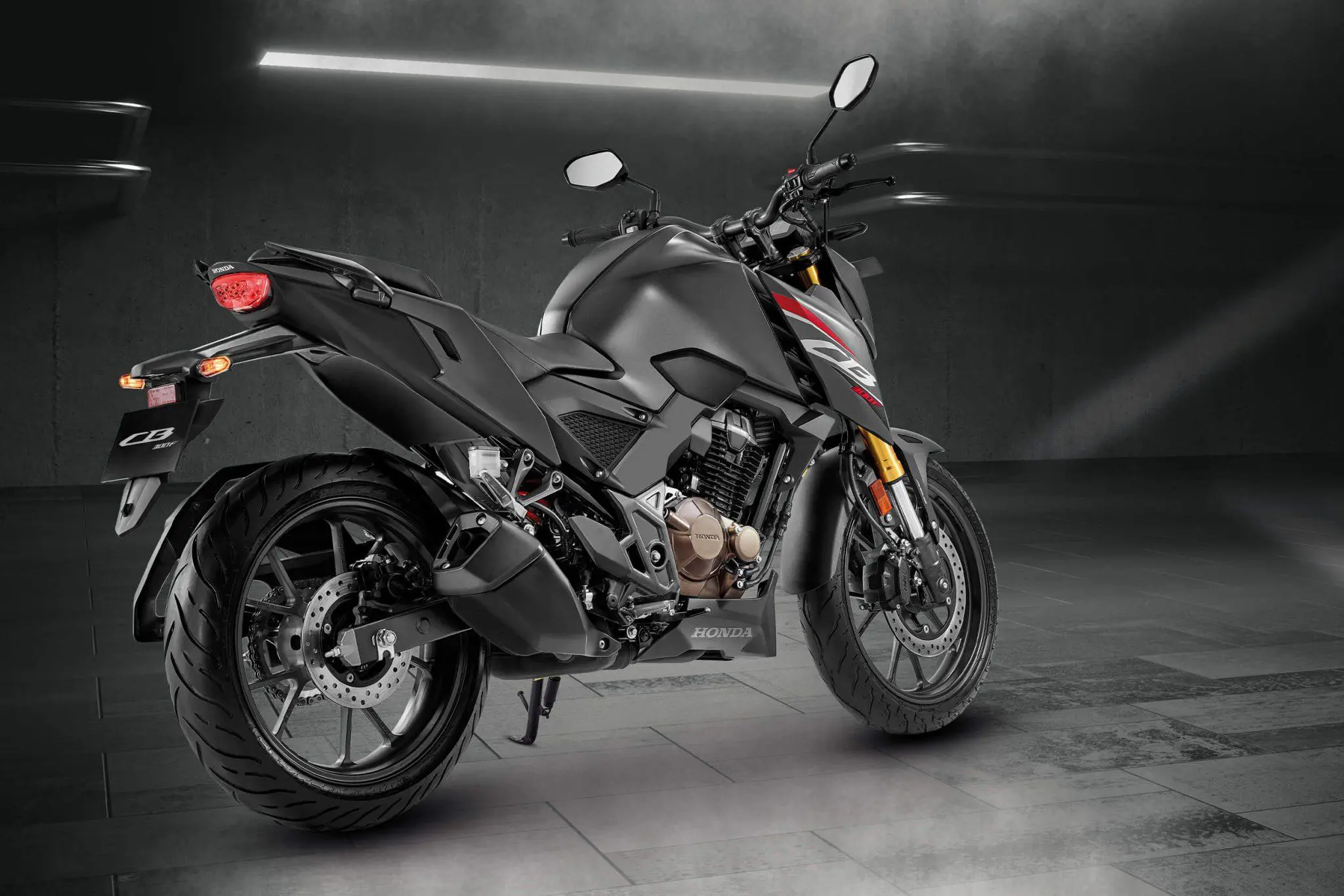 Honda CB300F DLX PRO Images