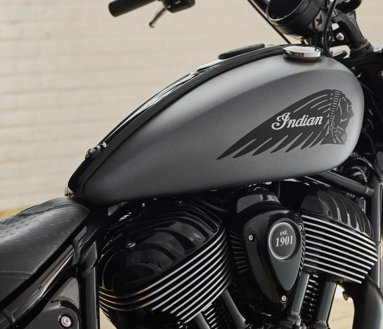 2025 Indian Chief Bobber Dark Horse Price, Specs, Top Speed & Mileage ...