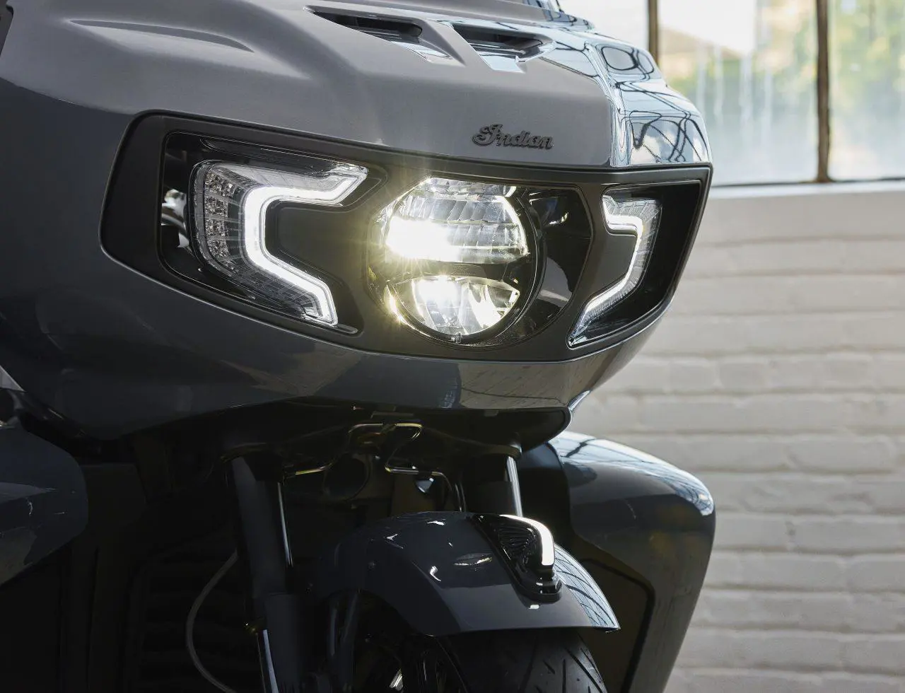 2025 Indian Pursuit Dark Horse Price, Specs, Top Speed & Mileage in India