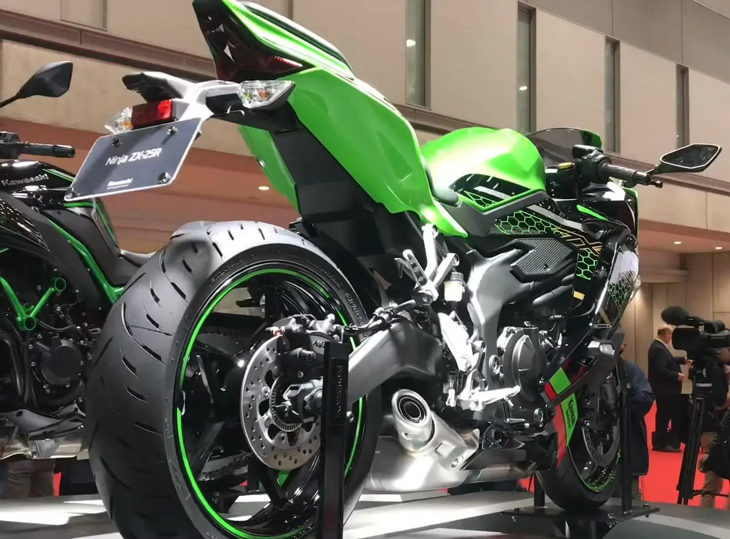 2025 Kawasaki Ninja ZX-25R Specifications and Expected Price in India