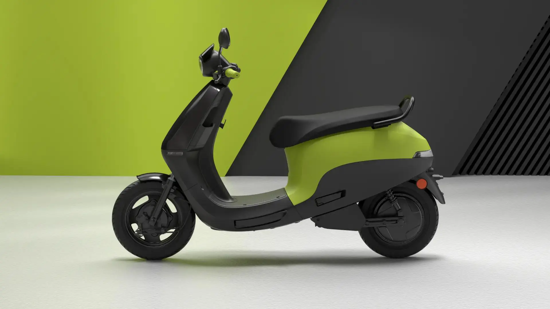Ola S1X Plus Price, Specs, Top Speed & Mileage in India