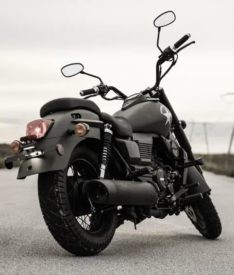 UM Renegade Commando Price, Specs, Top Speed & Mileage in India