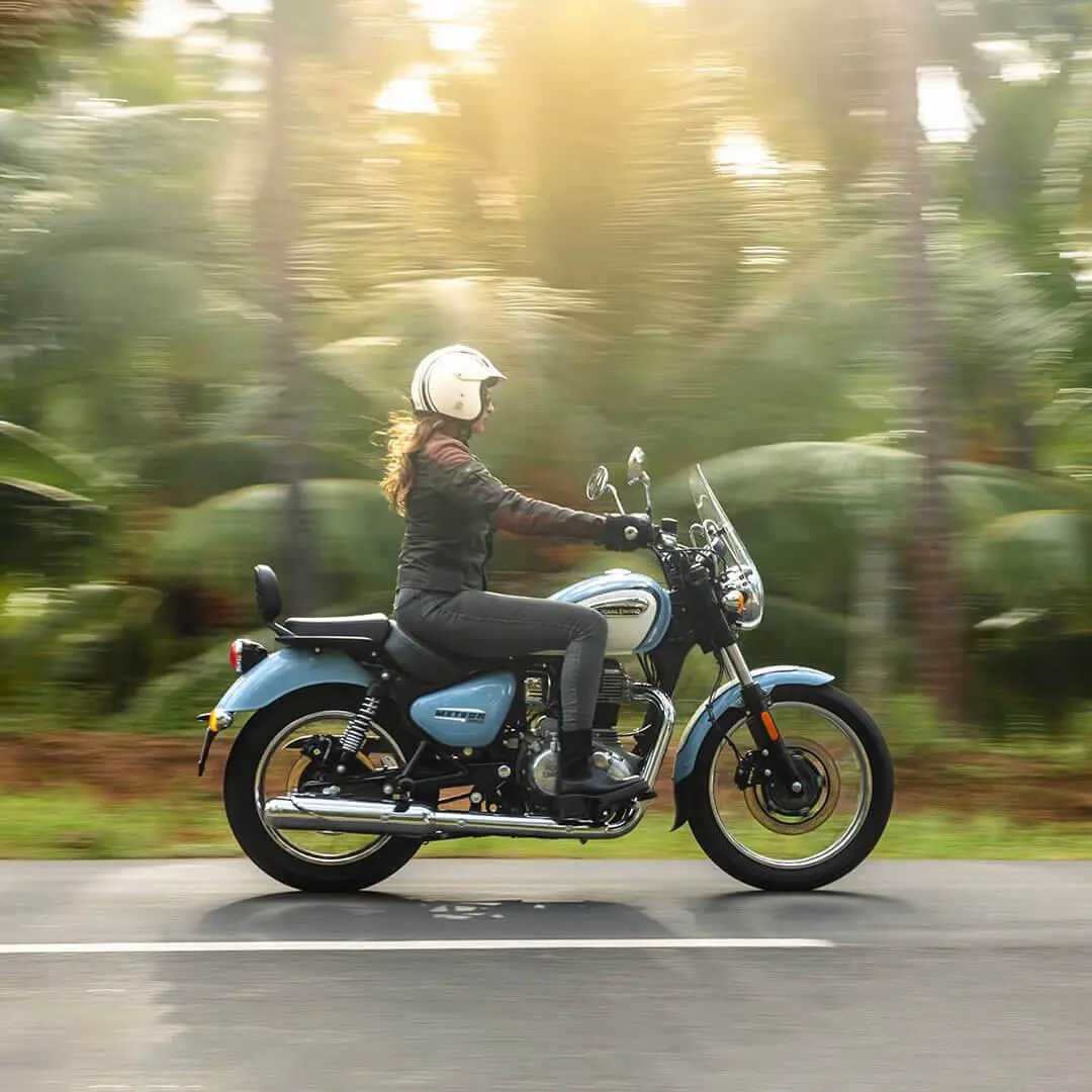 2025 Royal Enfield Meteor 350 Price, Specs, Top Speed & Mileage in ...
