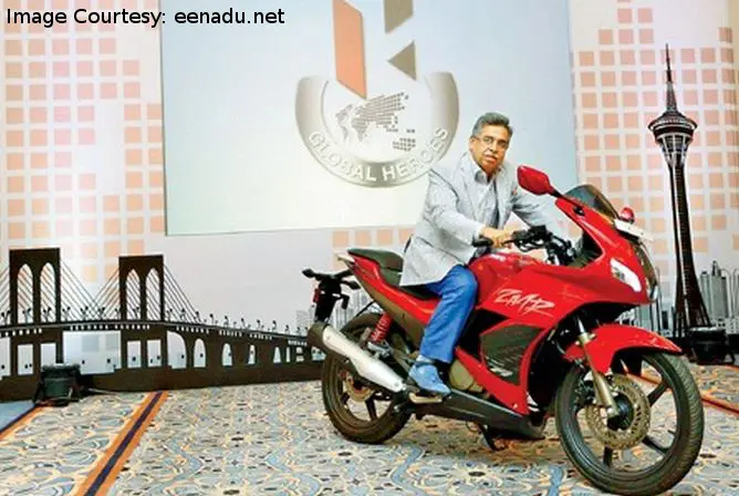 2014 New Hero Karizma ZMR 3-Quarter Front 'Red' - Image Gallery ...