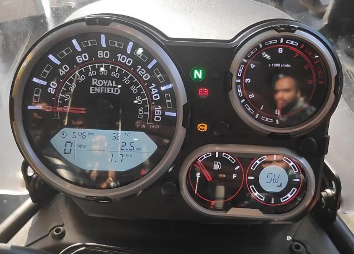 New Royal Enfield Himalayan 411 Instrument Console - Image Gallery ...