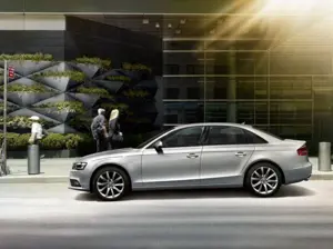 Audi A4 (2015) Images