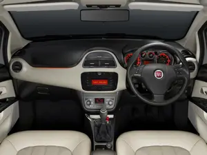 Fiat Linea T-Jet Active Images