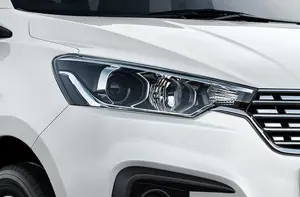 Maruti Tour M Images