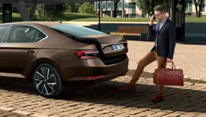 Skoda Superb Images