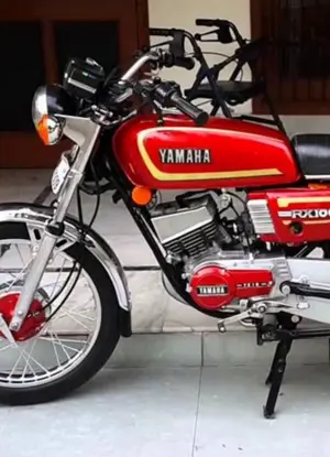 Yamaha RX 100 Images